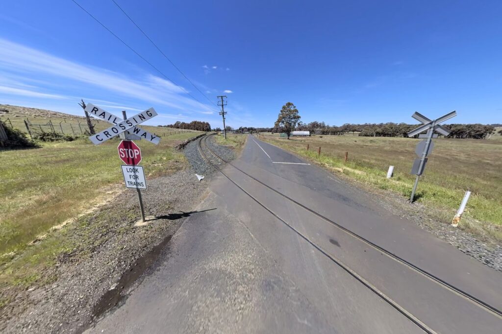 TasRail to upgrade level crossings as near misses more than double - Pulse Tasmania