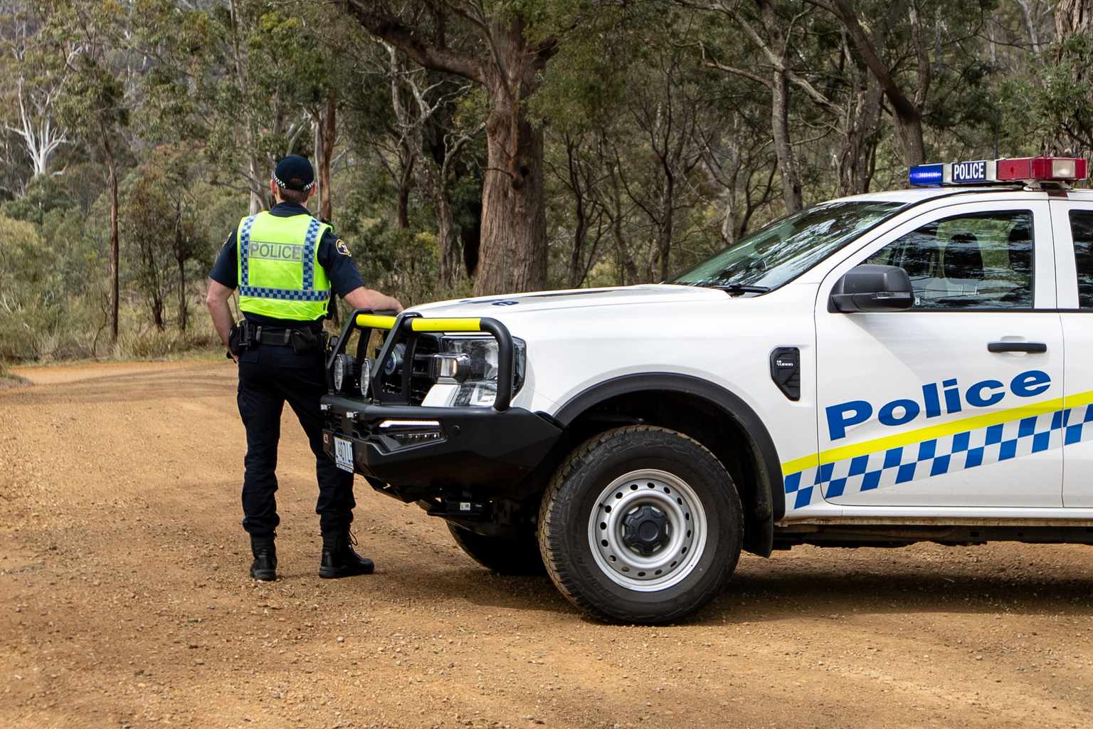 Man arrested after escaping police custody in Tasmania’s north-west ...