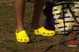 Runner completes 42km Hobart Cadbury Marathon wearing Crocs - Pulse ...