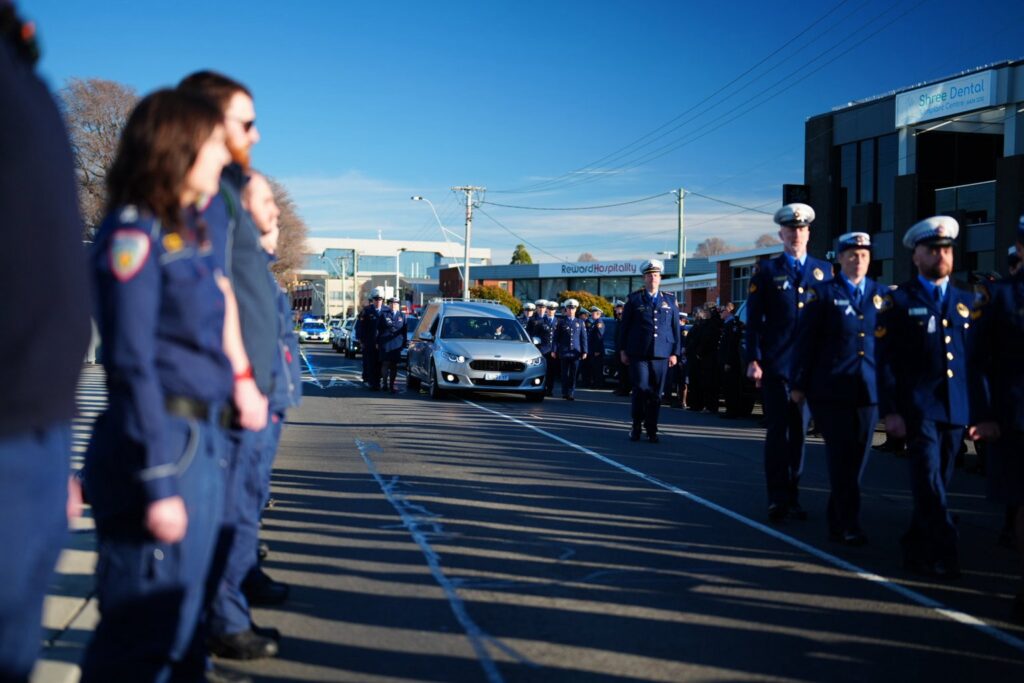 Man pleads guilty to murder of Tasmania Police Constable Keith Smith ...