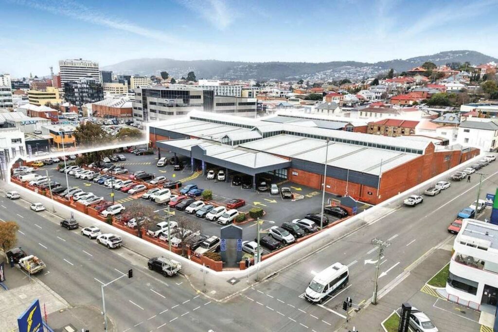Hobart drivers locked behind boom gate, asked to pay $70 cash - Pulse ...