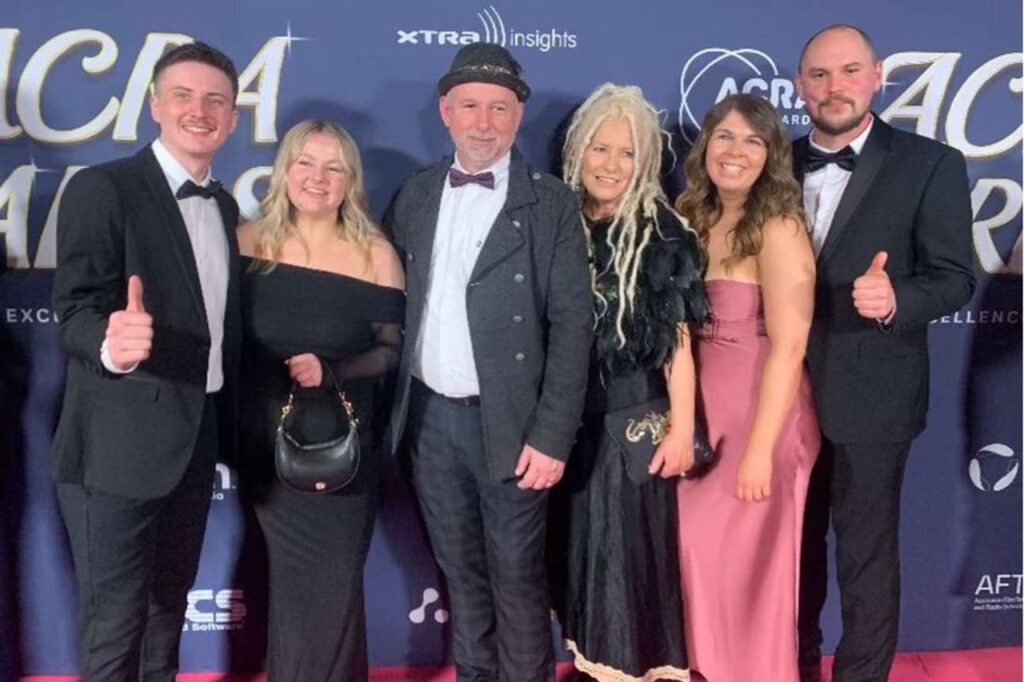 Two Tasmanian voices win big at the Australian Commercial Radio Awards ...