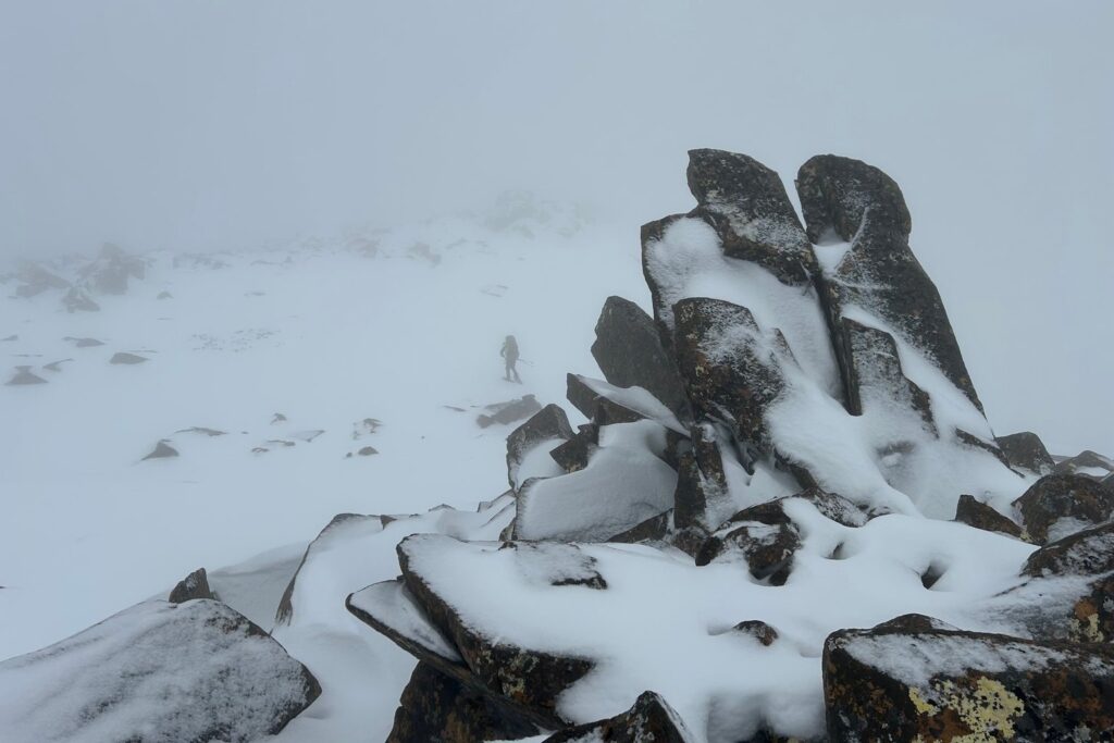 Rescuers face snow and wind in search for missing hiker at Mt Field ...