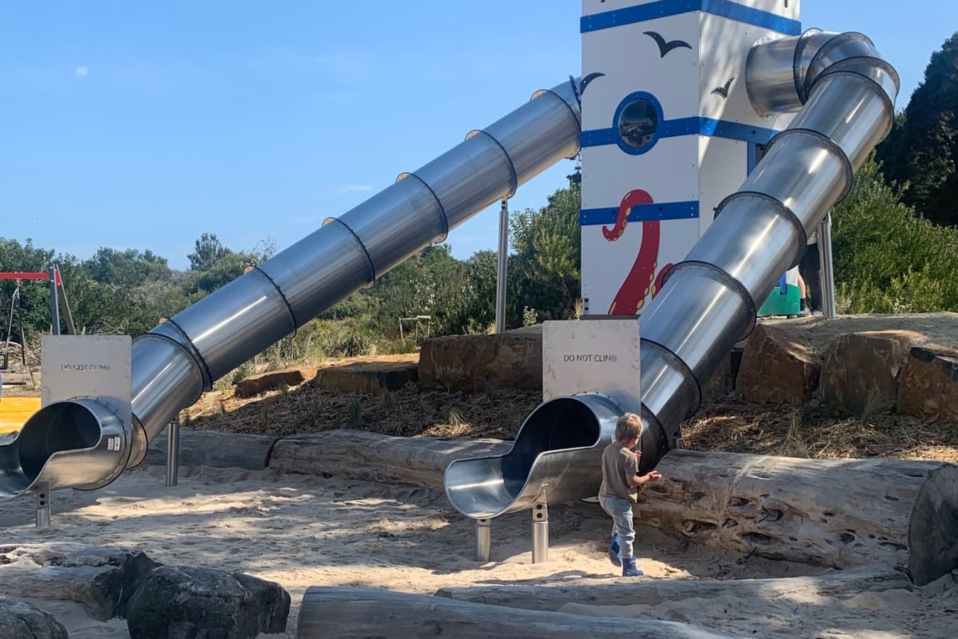 Council close slide at playground after local parents report injuries ...