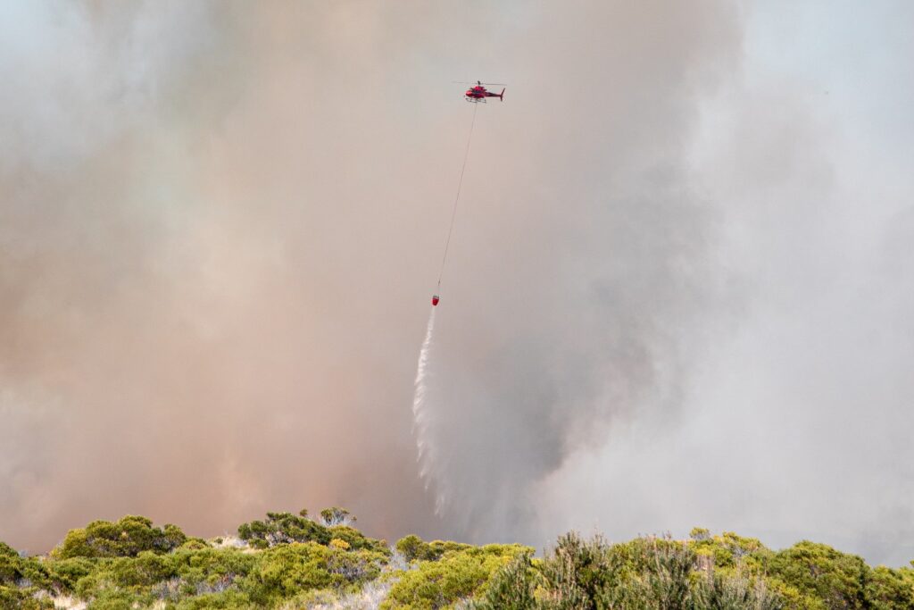 ‘Eyes in the sky’: Aerial support ready to combat Tasmanian bushfires ...