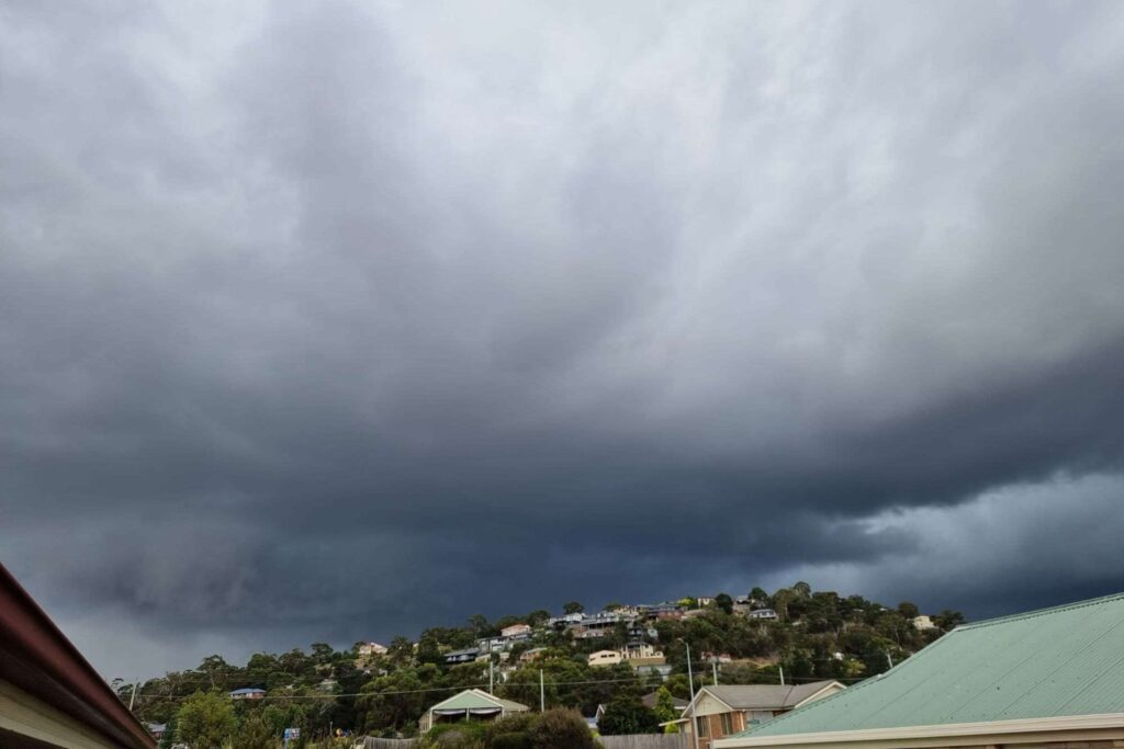 Roads flood, homes without power as severe thunderstorm hits Hobart ...