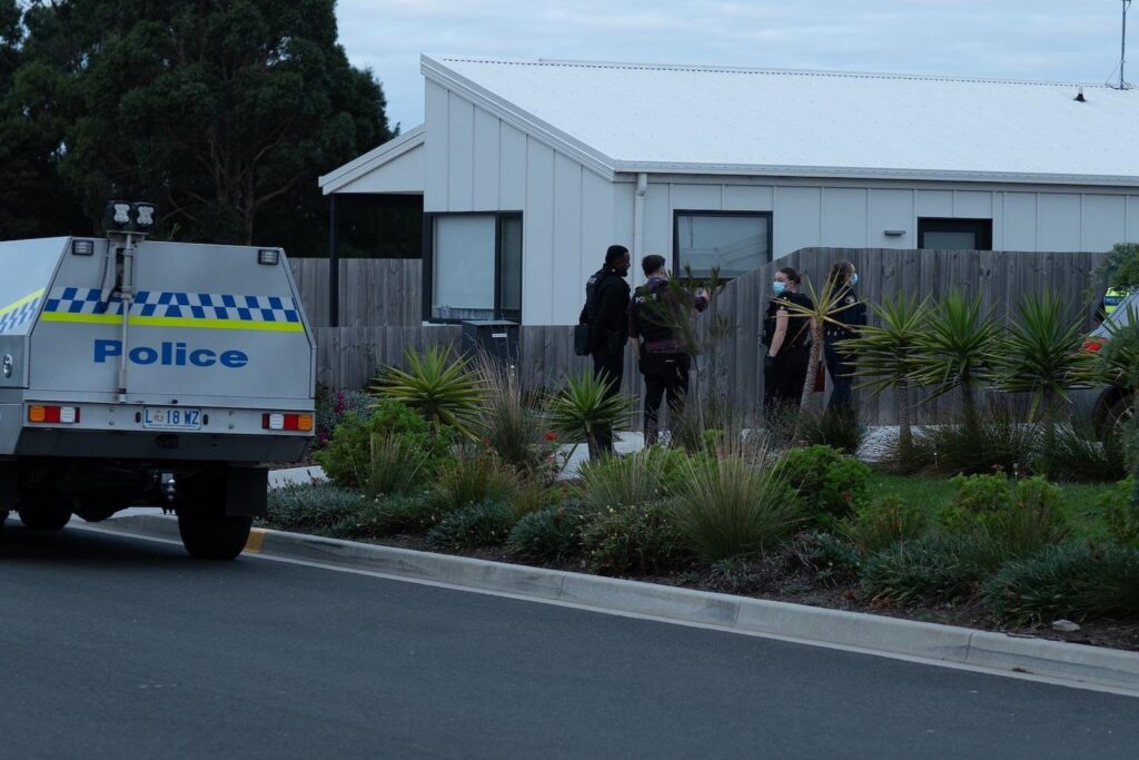 Police hunting suspect as man in hospital after Wynyard shooting ...