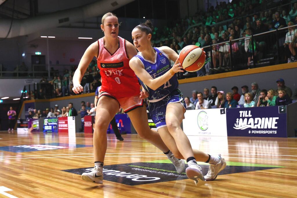 Taylor Mole: Jewels sign Tasmania’s first rostered player - Pulse Tasmania