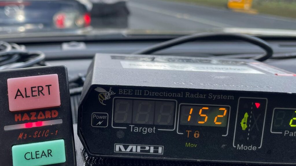 MEGA GALLERY: Hobart welcomes in 2023 at UniBar - Pulse Tasmania