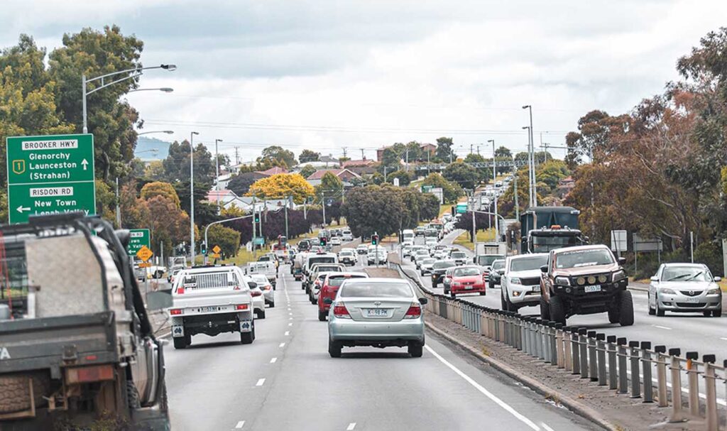 Major crash blocks Hobart’s Brooker Highway - Pulse Tasmania