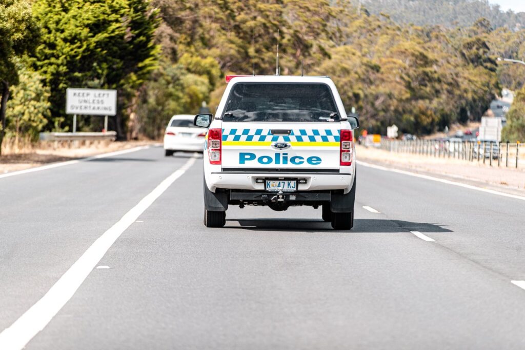 Serious ‘head-on’ crash blocking New Norfolk road - Pulse Tasmania