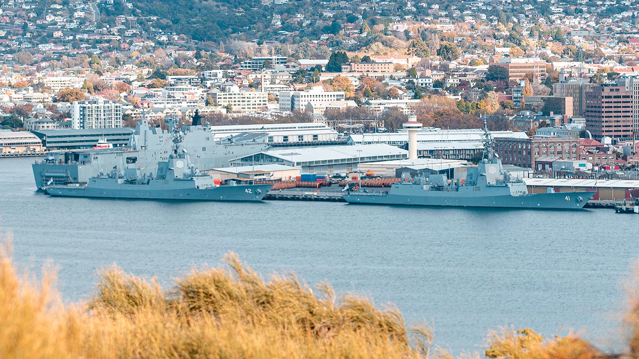 Three Australian warships dock in Hobart - Pulse Tasmania