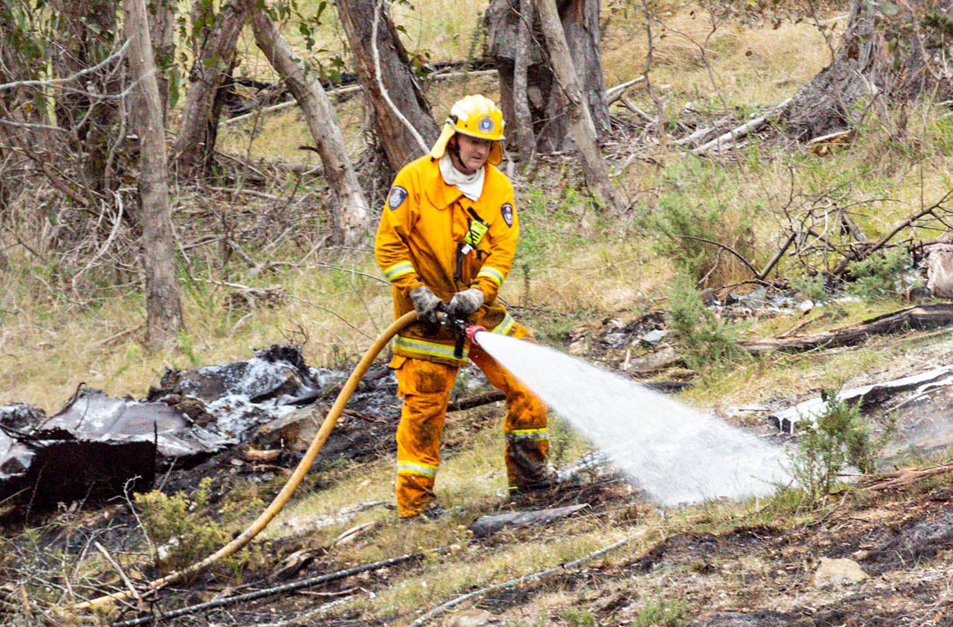 Warning as bushfire ignites in Central Highlands on Tasmania’s hottest ...