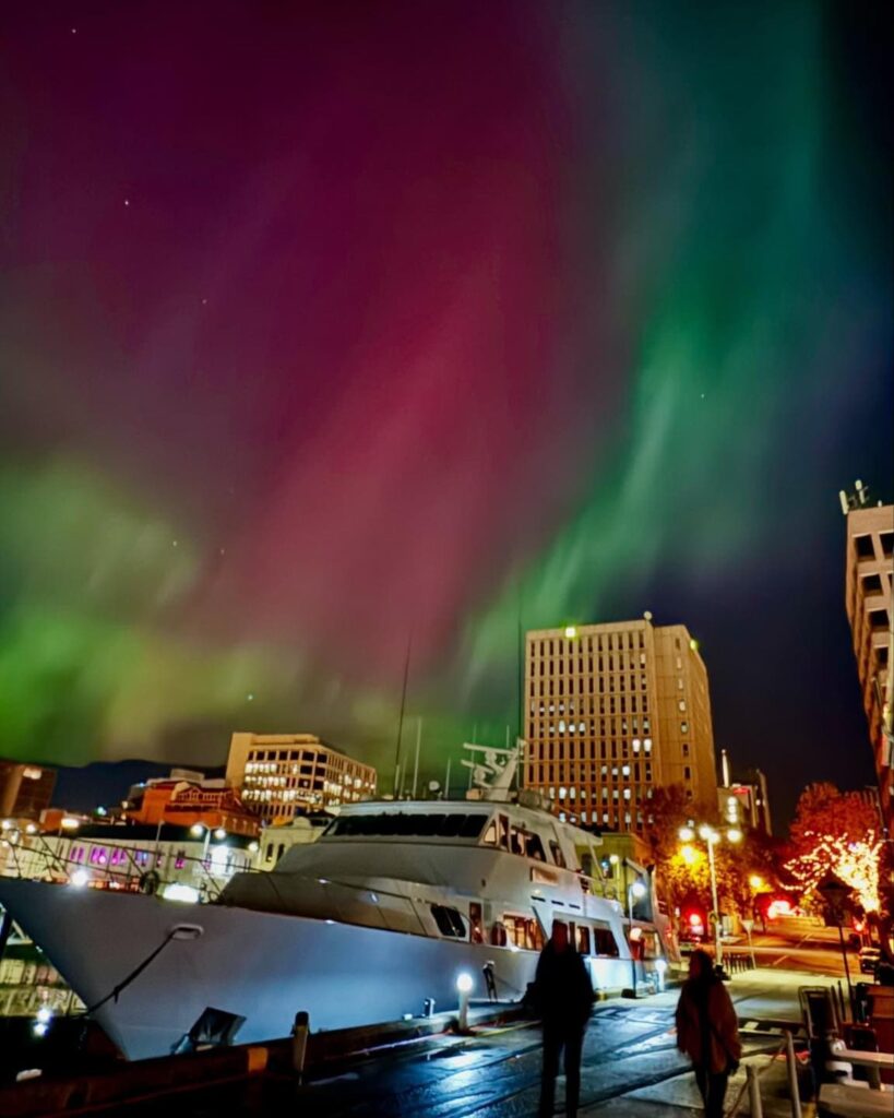 Spectacular southern lights seen across Tasmania after ‘extreme’ solar ...