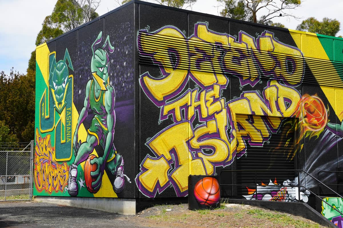 ‘Jack the Jumper’ mural transforms TasWater facility on Brooker Highway ...