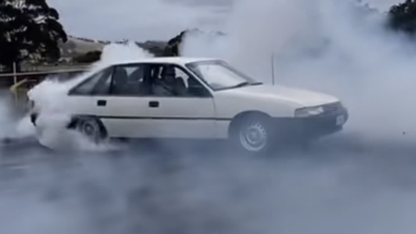 Kingston hoons caught by police have cars seized, clamped - Pulse Tasmania