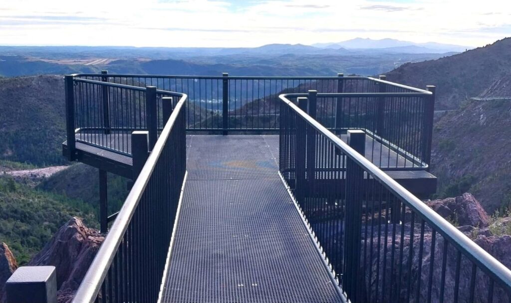 New lookout platform unveiled at Horsetail Falls near Queenstown ...