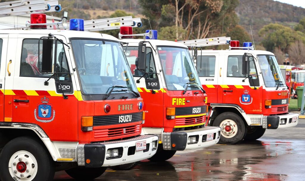 4,000 Tasmanian volunteer firefighters to get additional support with ...