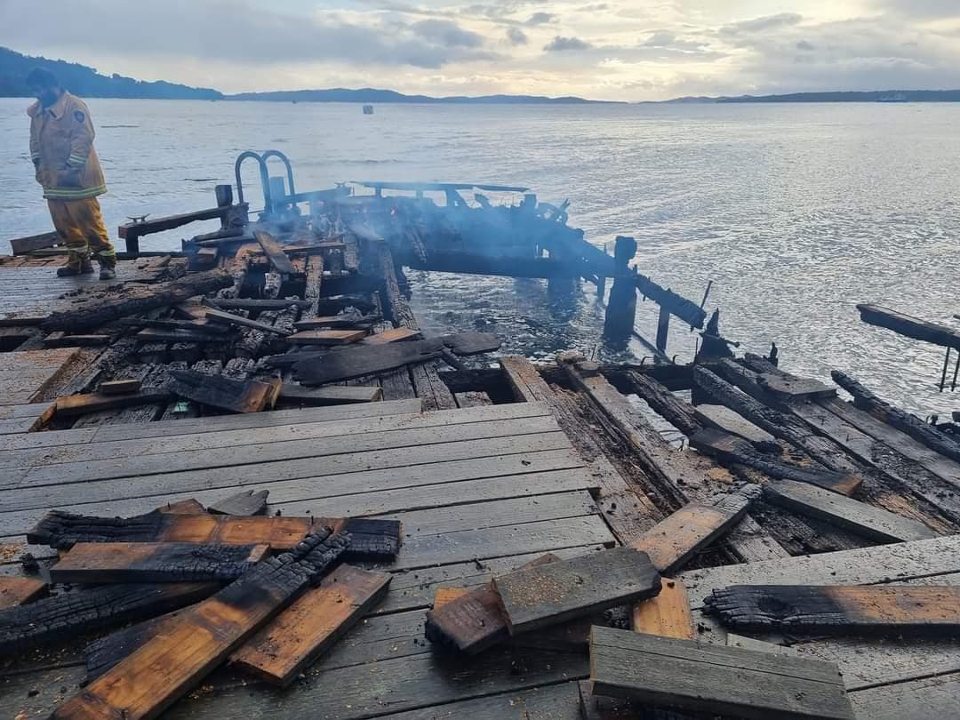 Gordon jetty destroyed after late night fire - Pulse Tasmania