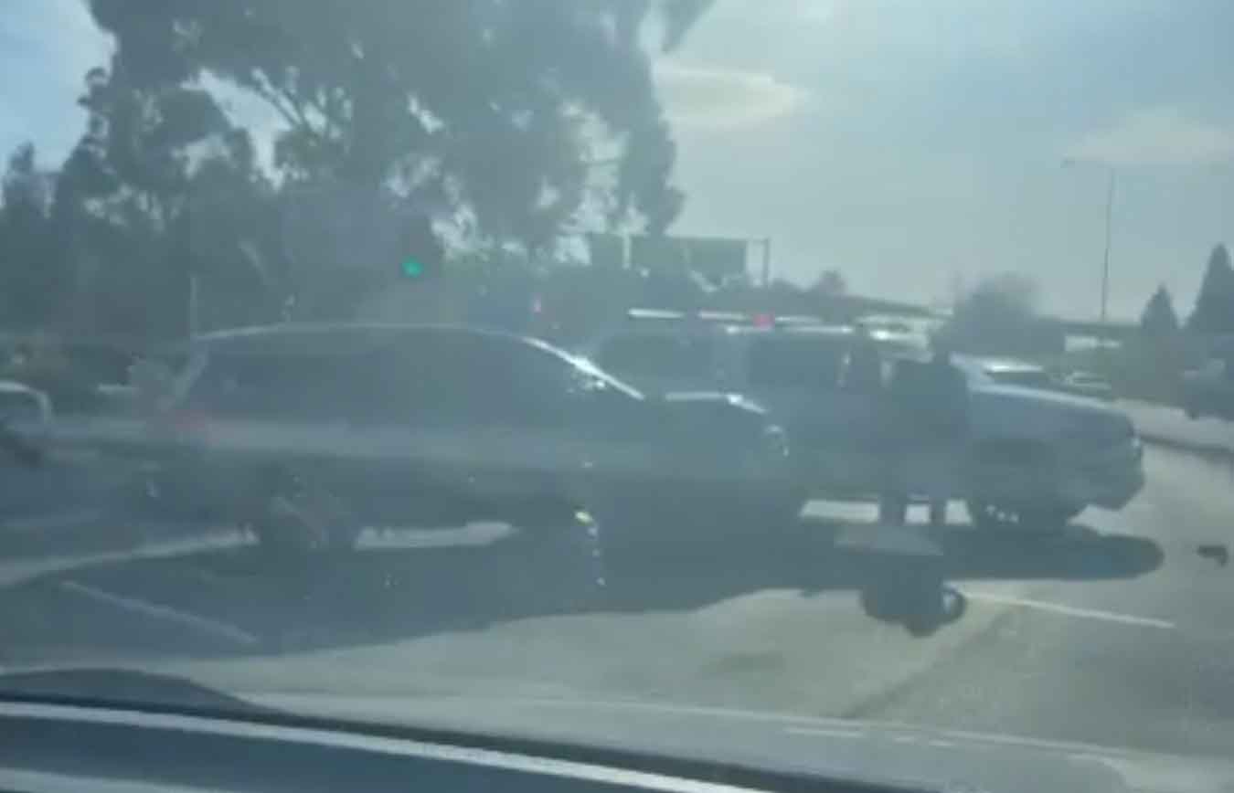 Traffic jammed, road blocked after Macquarie Street crash - Pulse Tasmania