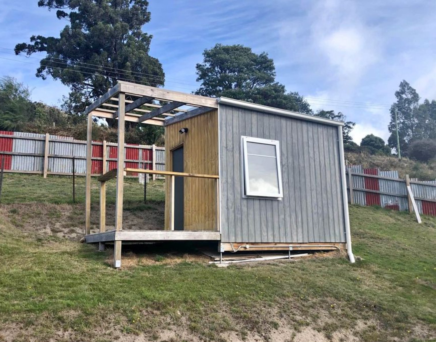 ‘Fancy chook-pen’: Tassie shack for rent sparks outrage - Pulse Tasmania